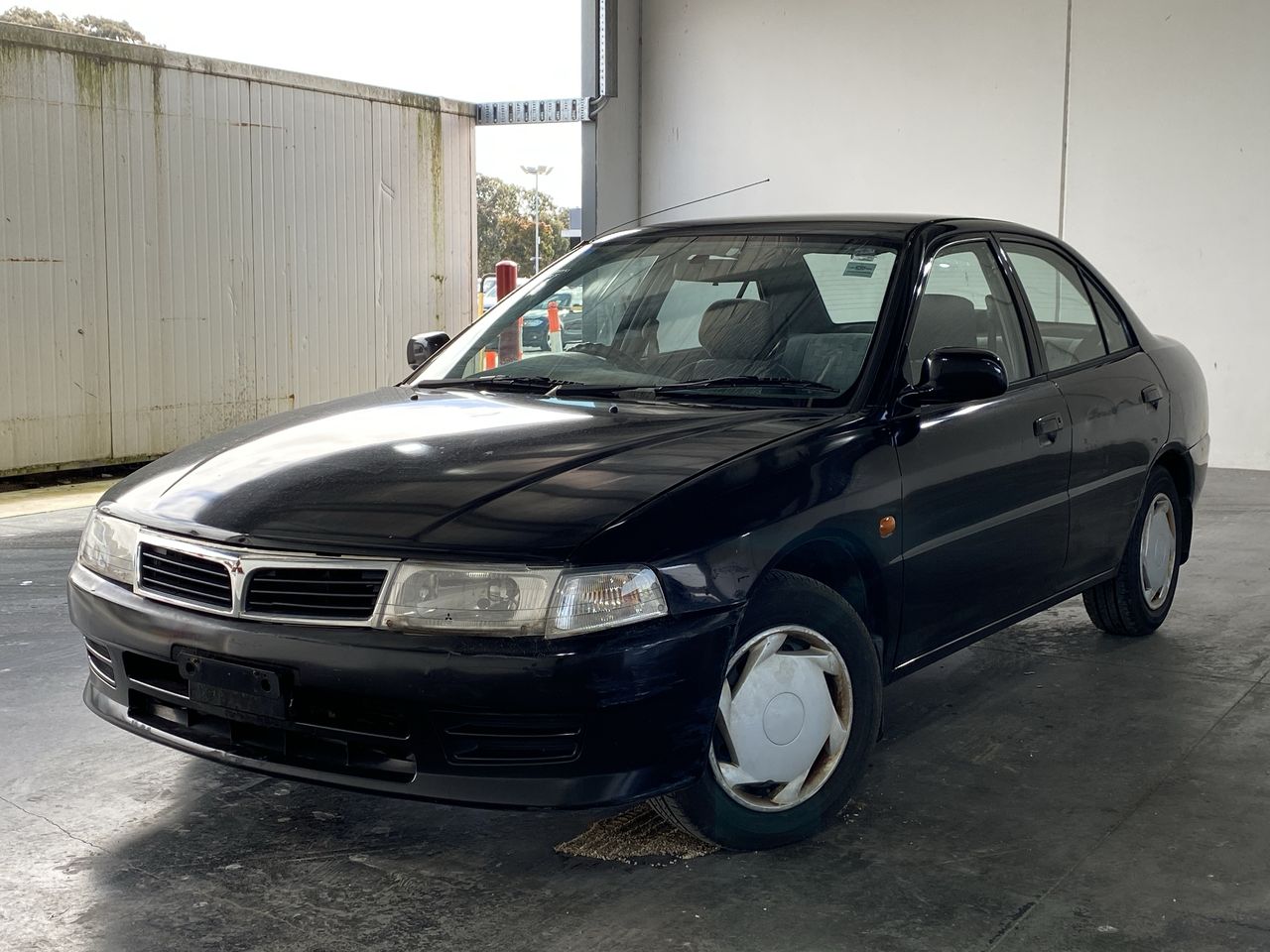 2001 Mitsubishi Lancer GLXi CE Automatic Sedan Auction (0001-20069344 ...