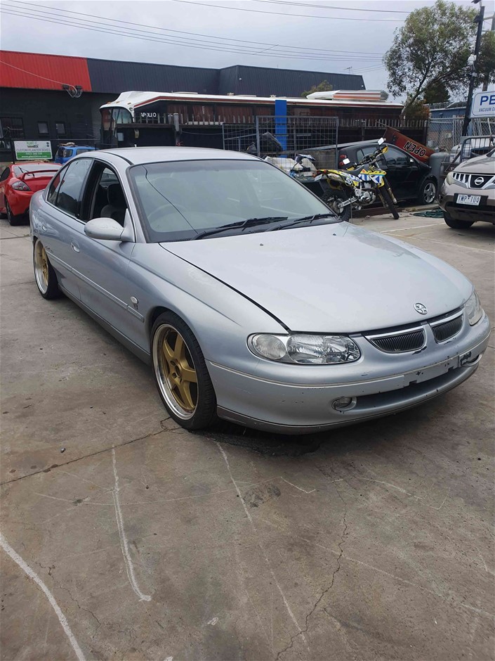 Holden VT Calais RWD Sedan Auction (0001-3024169) | Grays Australia