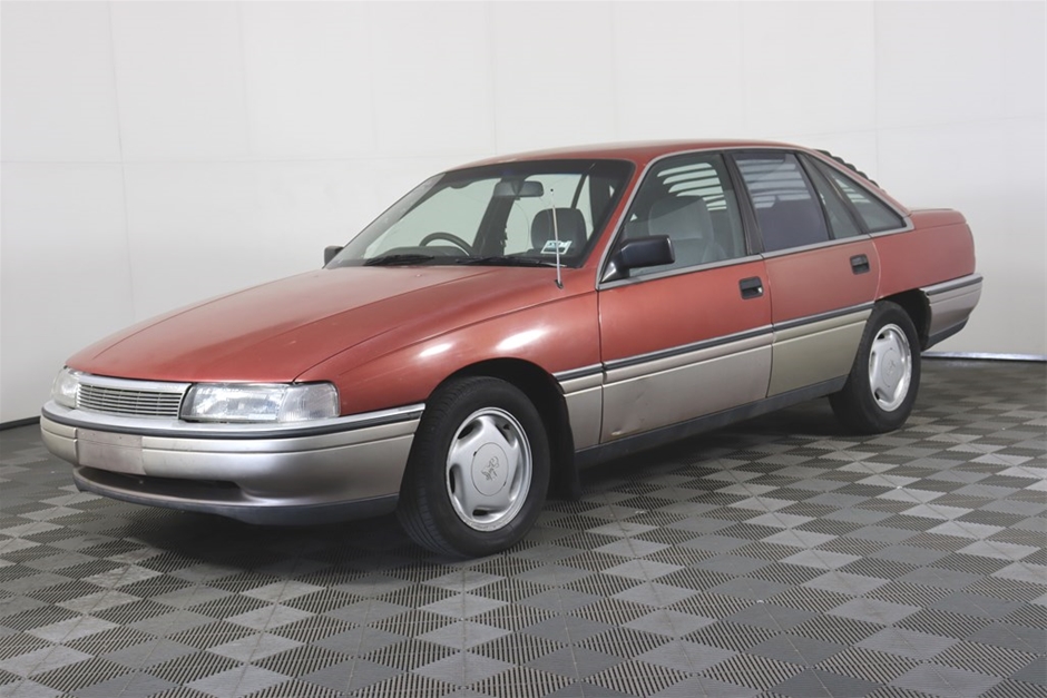 1989 Holden Commodore Calais VN Automatic Sedan Auction (0001-20082920 ...