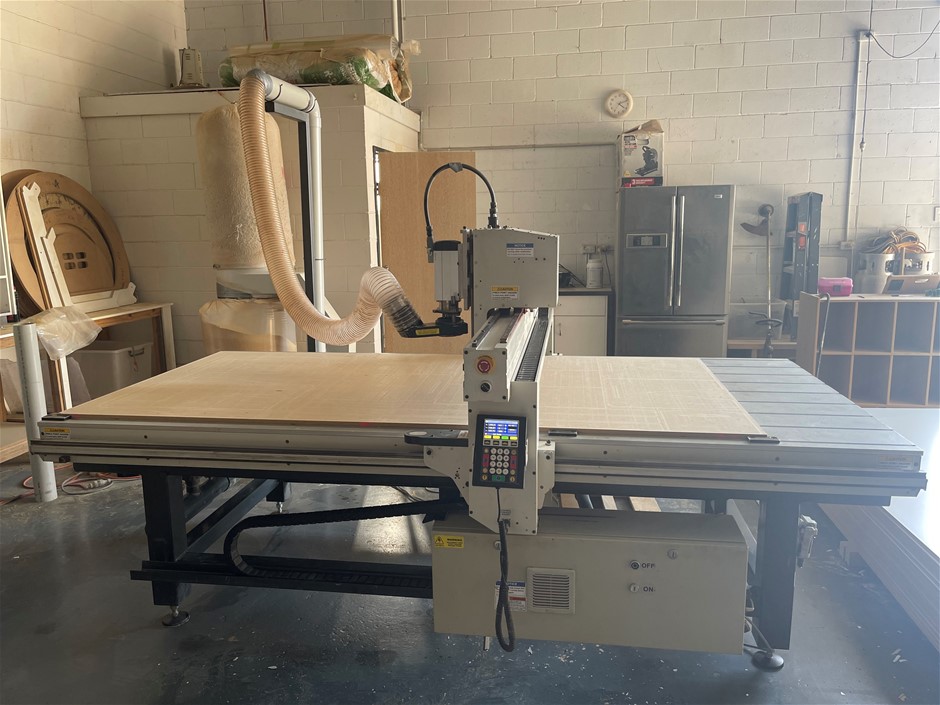 Multicam M2412 CNC Router 2016