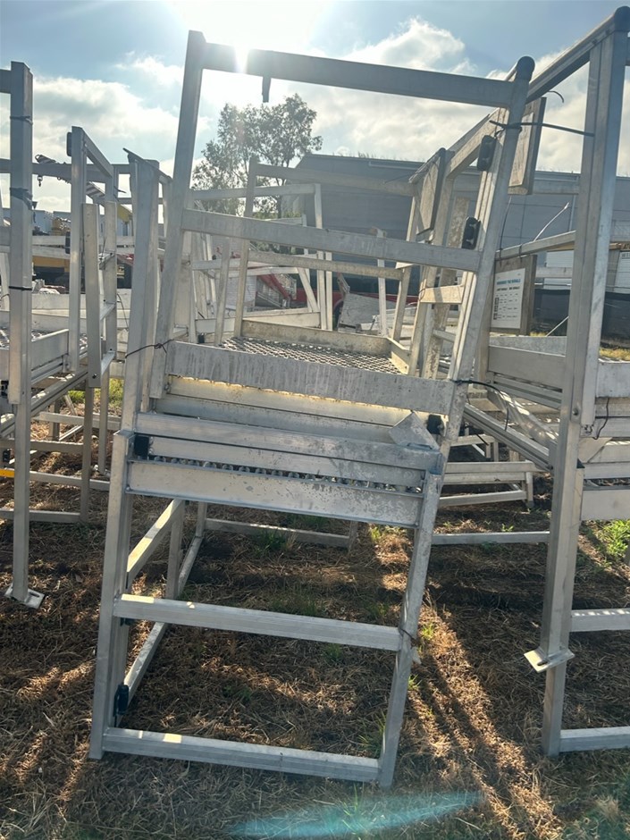 2 x Aluminium Fabricated Work Platform Auction (0028-3024526) | Grays ...