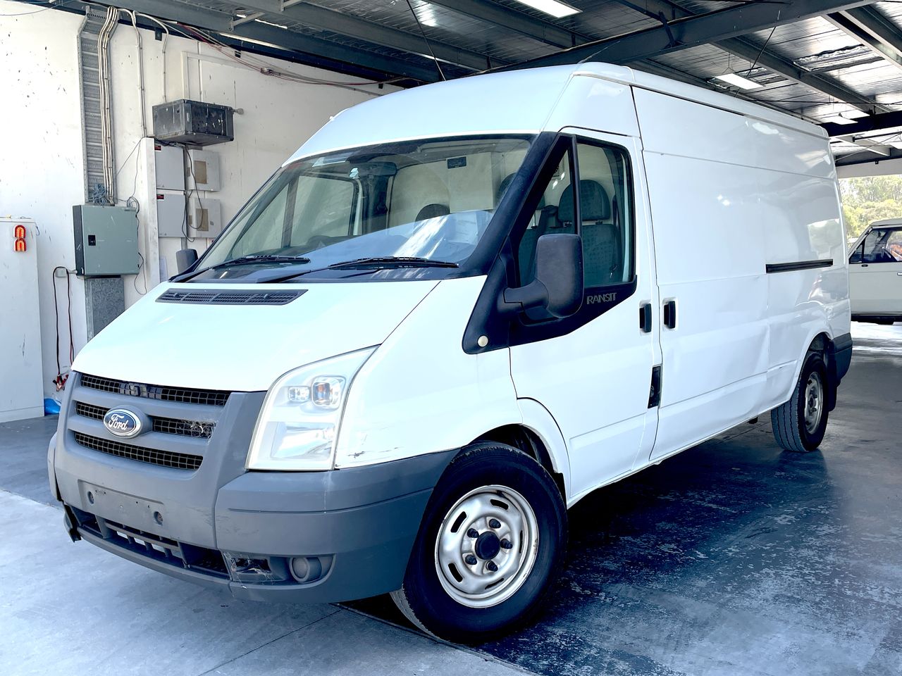 2011 Ford Transit LWB RWD HIGH ROOF VM Turbo Diesel Manual Van Auction ...