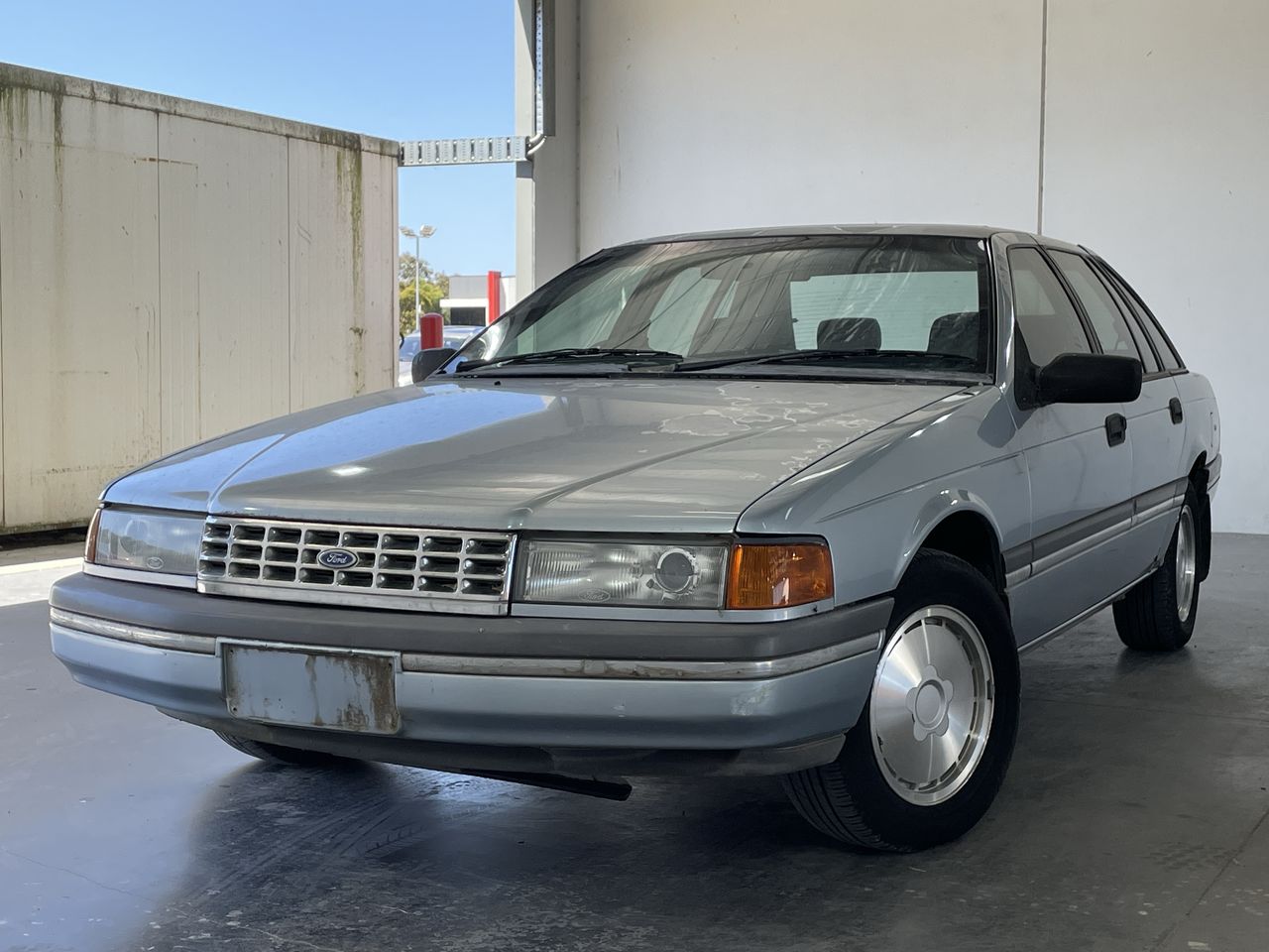 1990 Ford Fairlane NA 3 auto Sedan Auction (0001-20071918) | Grays ...