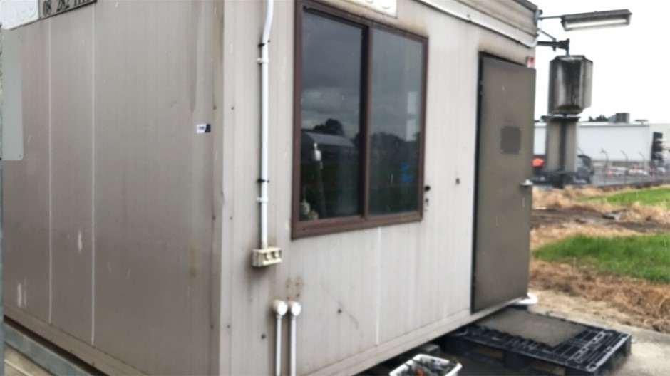 Portable building metal clad insulated panel construction Auction (1705 ...