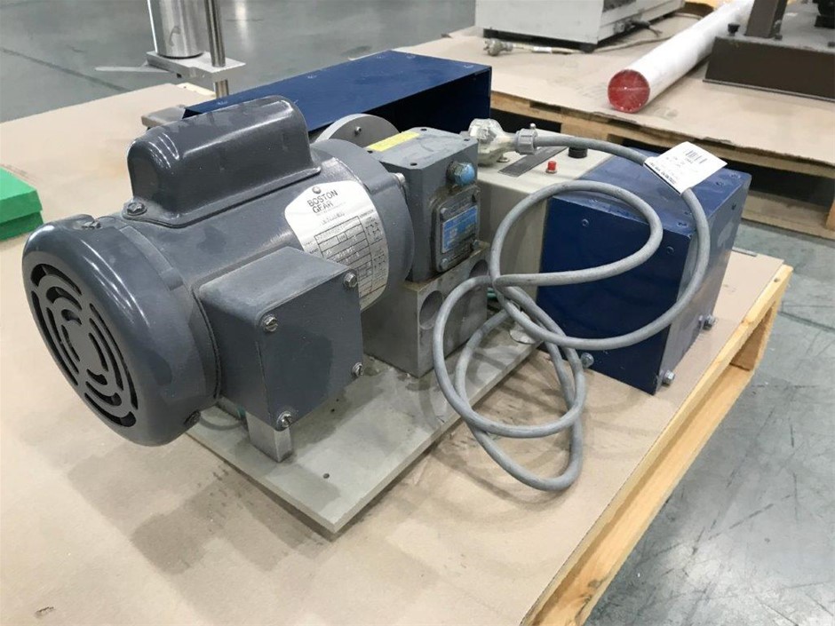 1 x Precision Plastic Notch Cutter Auction (0138-3024464) | Grays Australia