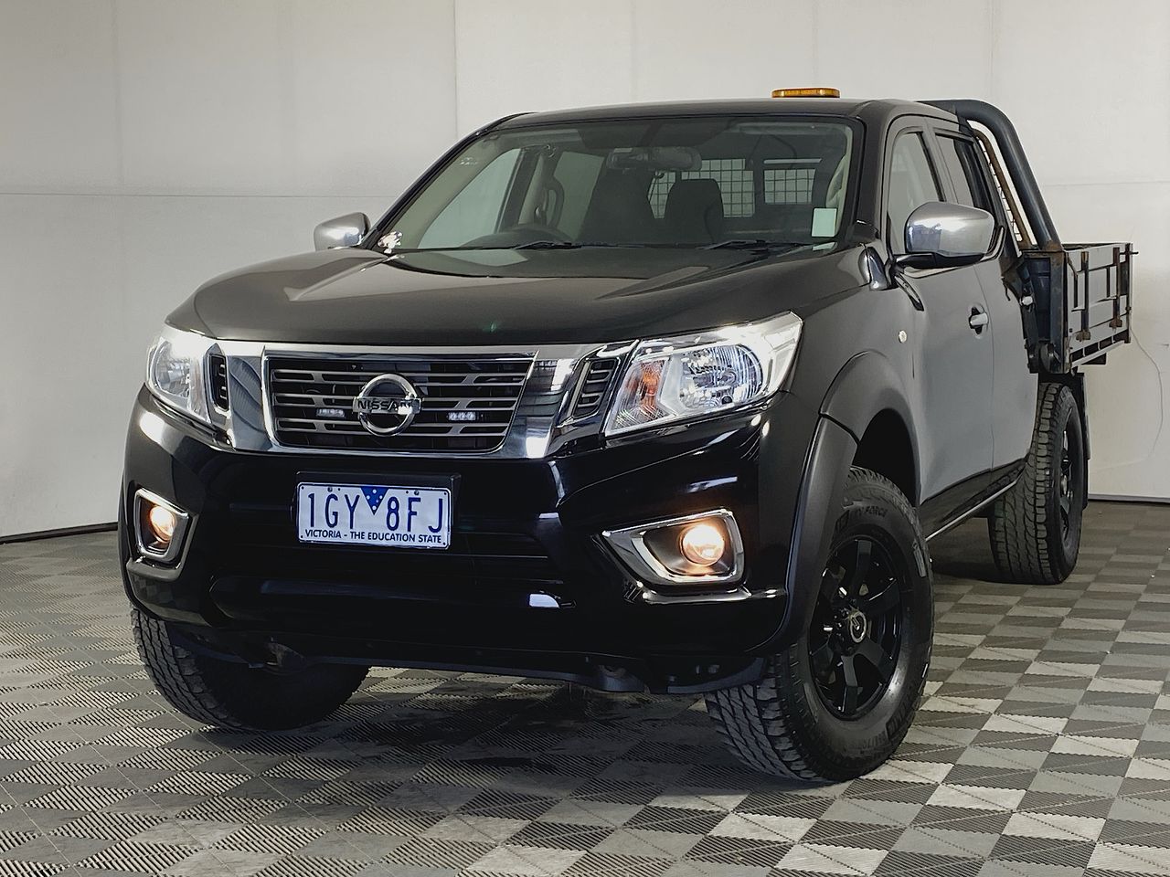 2017 Nissan Navara 4X4 RX SERIES 2 Turbo Diesel Manual Crew Cab Chassis ...