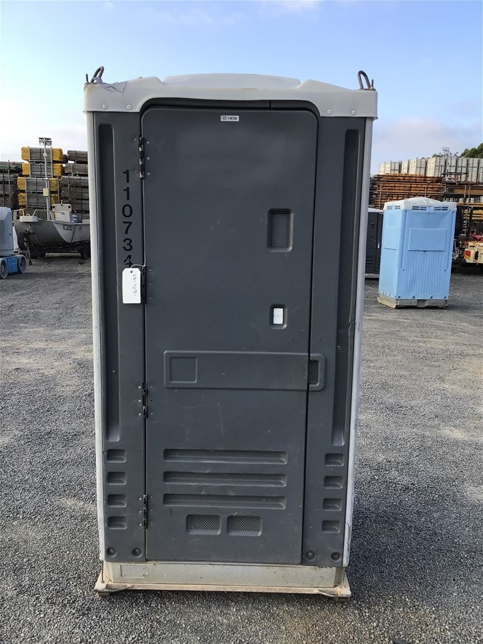 Portable toilet ex hire Auction (0064-5051663) | Grays Australia