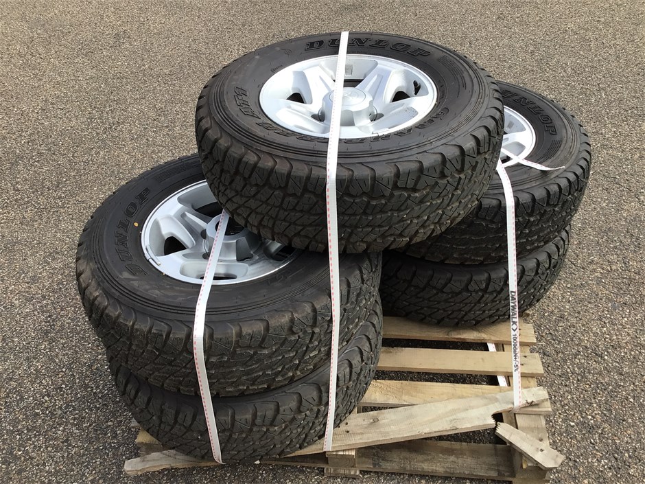5x 5 Stud Landcruiser Alloy Wheels Auction (0009-7044961) | Grays Australia