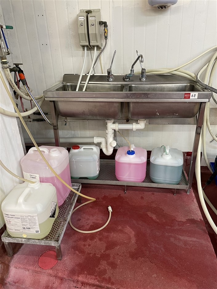 Double Sink and Trays Auction (0068-5051836) | Grays Australia