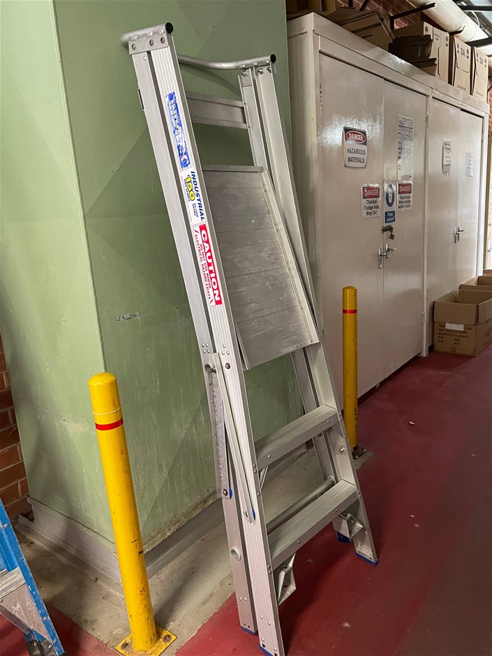 INDALEX Platform ladder Auction (0113-5051836) | Grays Australia