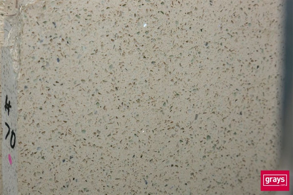 Samsung 1x Slab of Engineered Quartz Auction (0071-5052537) | Grays ...