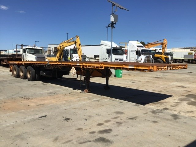 2009 Maxitrans ST3 Triaxle Flat Top Trailer Auction (0002-9039680) | Grays Australia