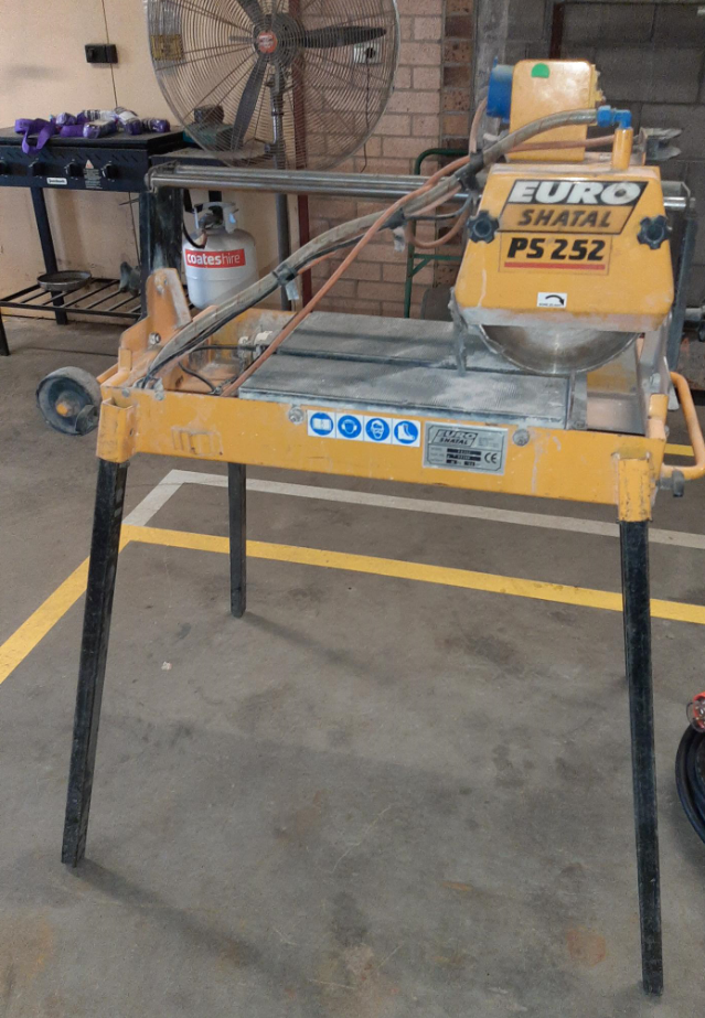EURO SHATAL PS252-50 Saw - Tile - Wet 100mm - 228mm (240V) Auction ...