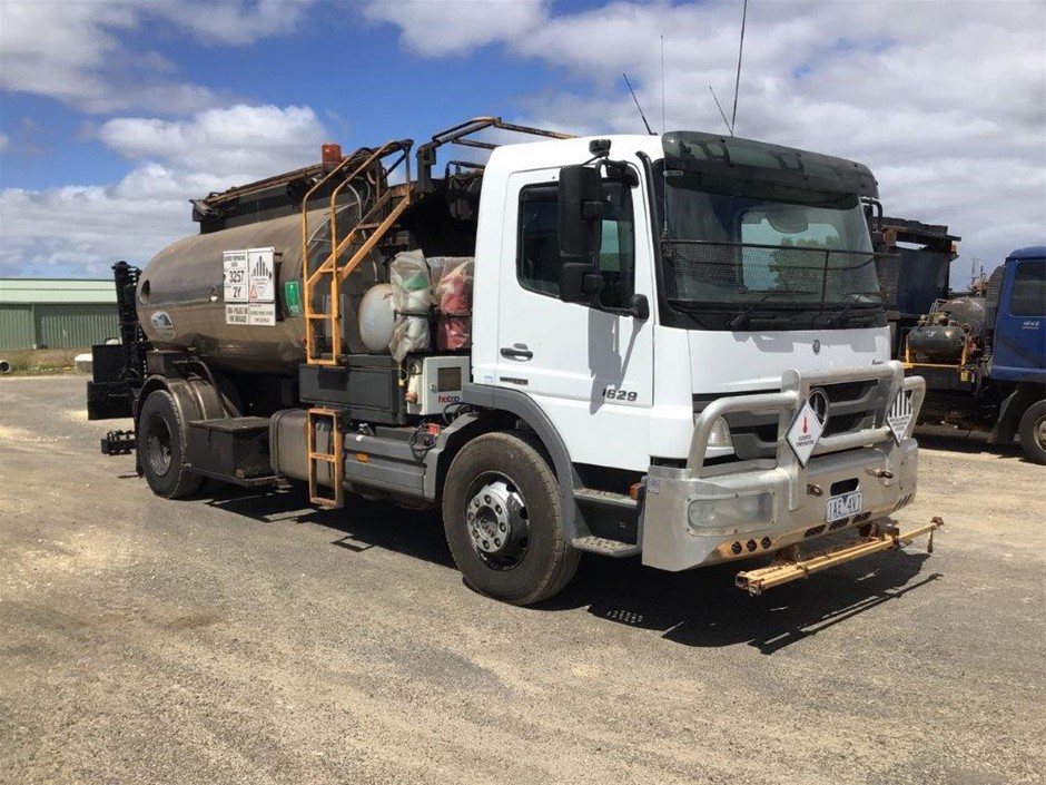 2013 Mercedes Atego 4 x 2 Bitumen Spray Tanker Auction (0001-3026416 ...