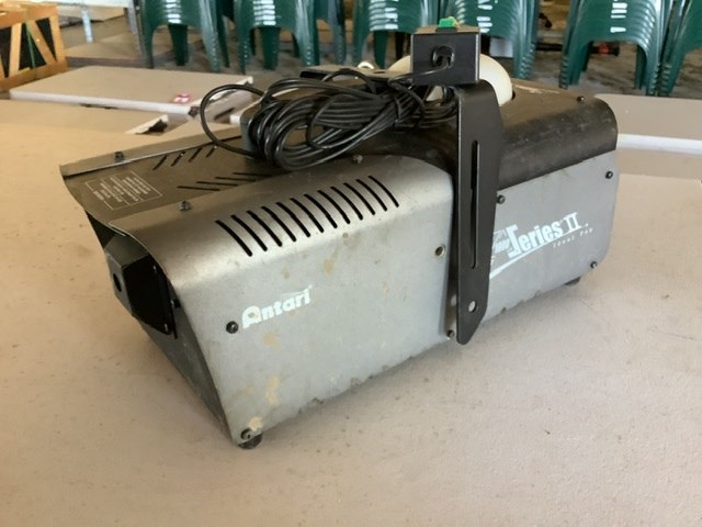 Light Emotion Antari Z-1000II Smoke Machine Auction (0201-9039499 ...