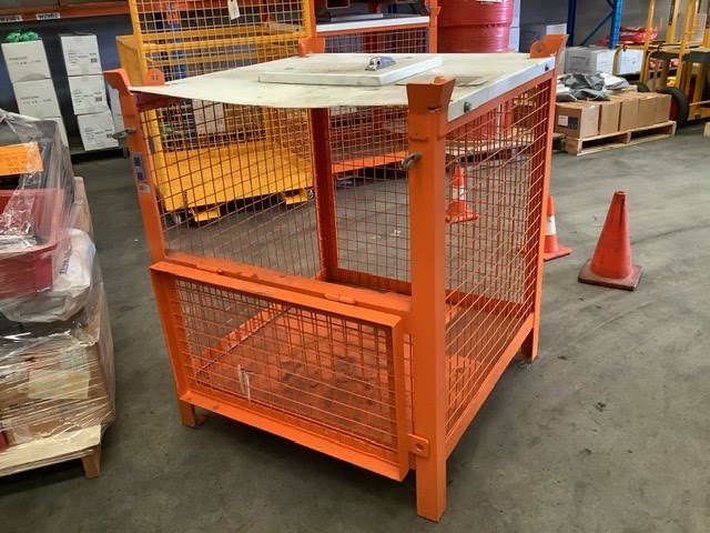 1 Tonne Goods Cage With Lid Auction (0006-9039605) | Grays Australia