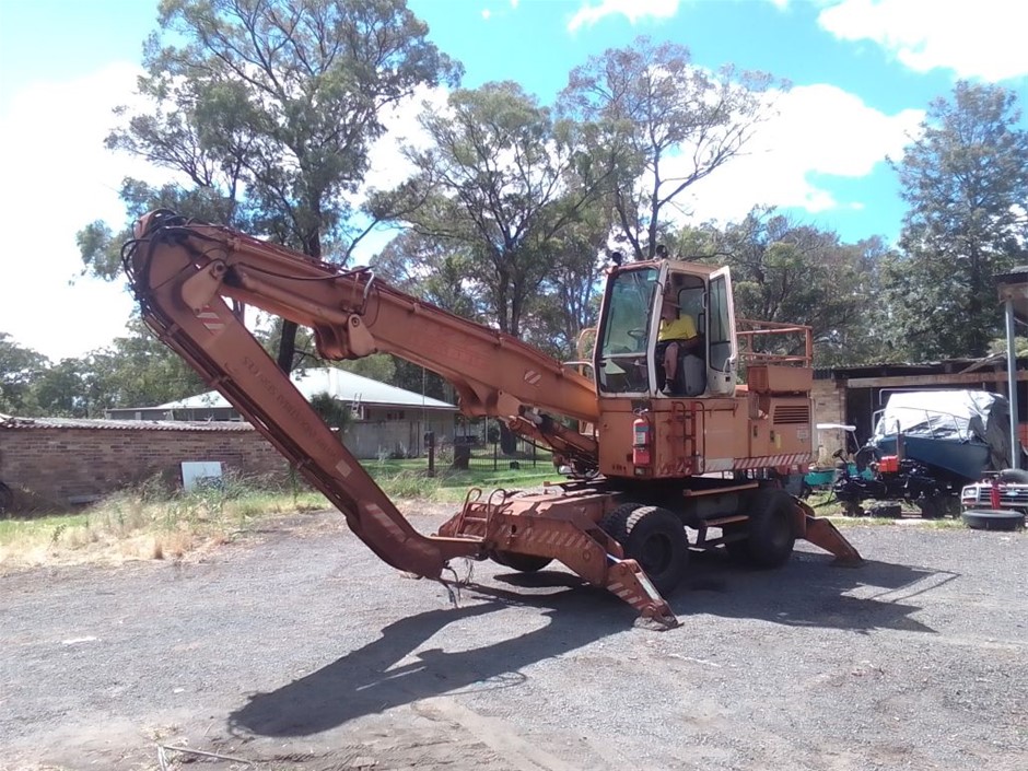Lebherr 922A. 22 Tonne Hydraulic Material/Scrap Handler. Auction (0008 ...