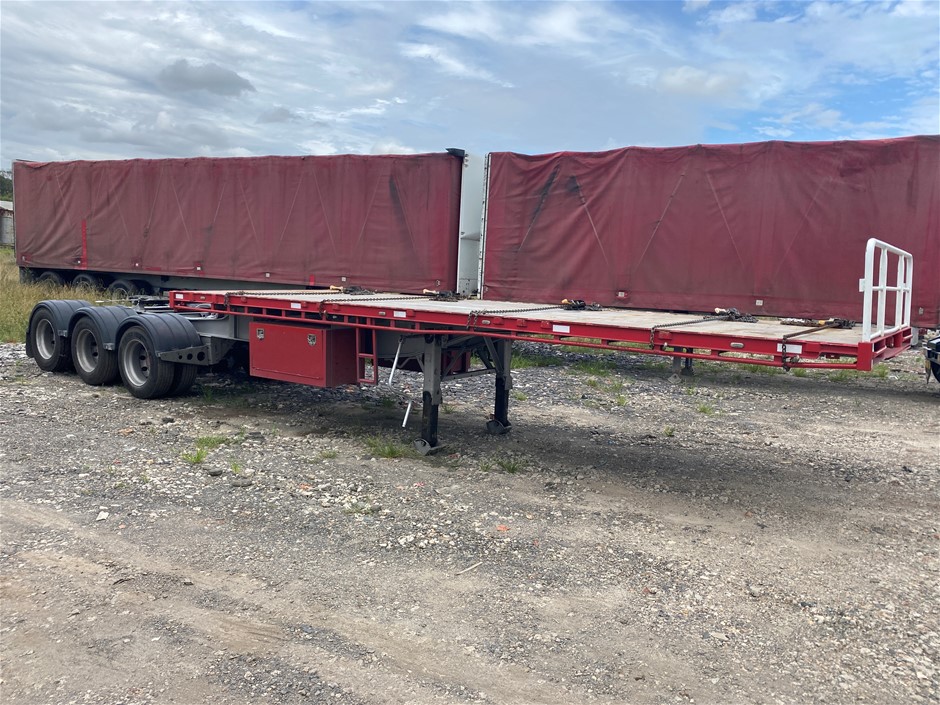 2005 Vawdrey Tri-Axle Flat Top Lead Trailer Auction (0014-5052132 ...