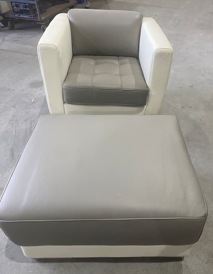 DEMIR LEATHER SINGLE SEAT AND OTTOMON Auction (0053-5052165) | Grays ...