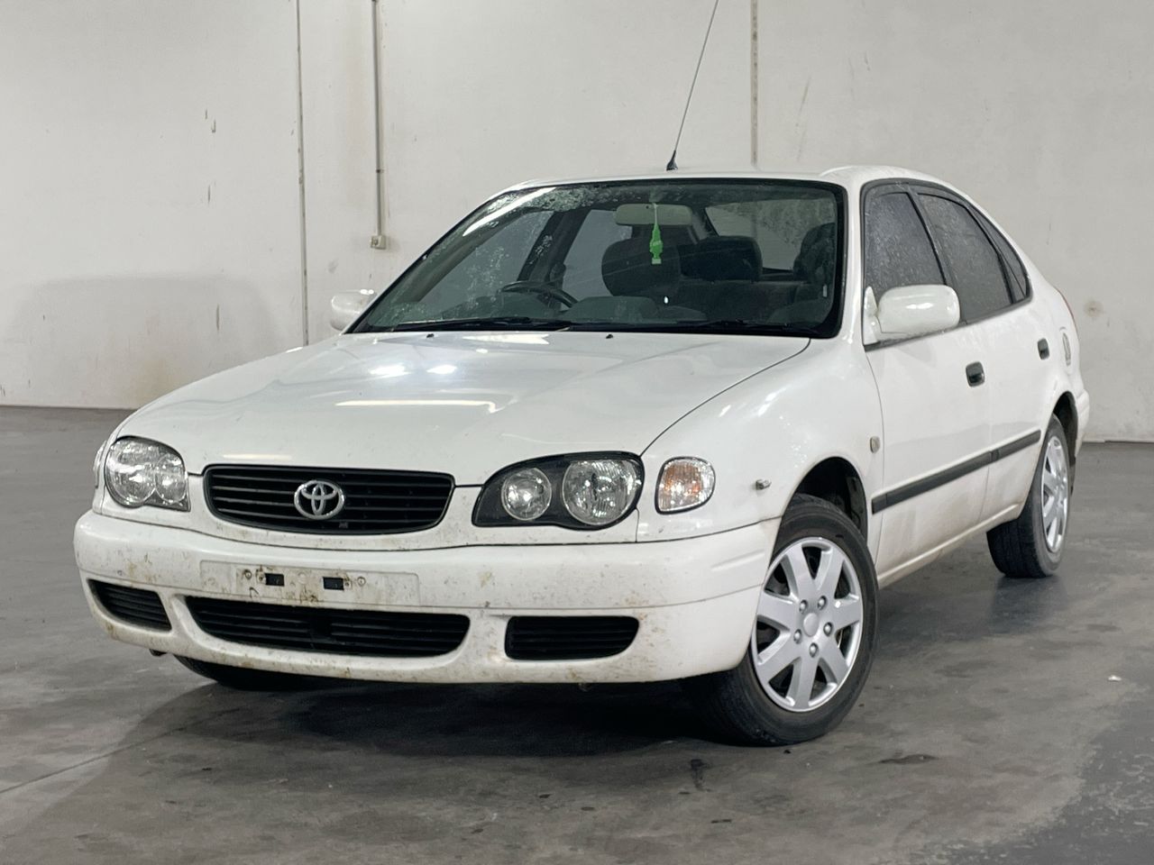 2001 Toyota Corolla Ascent Seca AE112R Manual Hatchback Auction (0001 ...