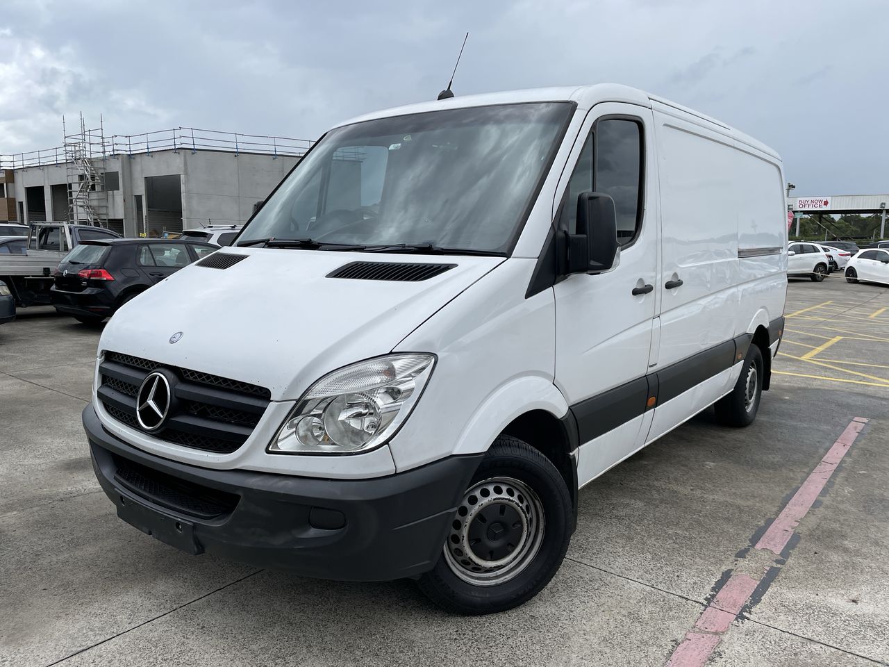 Mercedes Benz Sprinter 313 CDI MWB L/ROOF Turbo Diesel Manual Van ...