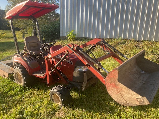 Case IH DX25E Tractor Auction (0001-5052391) | Grays Australia