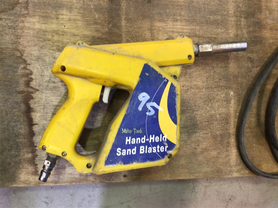 Mako Hand Held Sand Buster Auction (0095-7044295) | Grays Australia