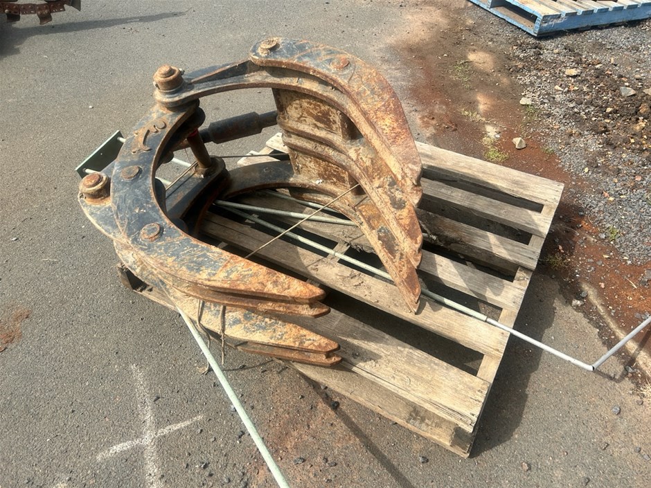 2005 Jaws Buckets Manual Grab Auction (0005-3025316) | Grays Australia