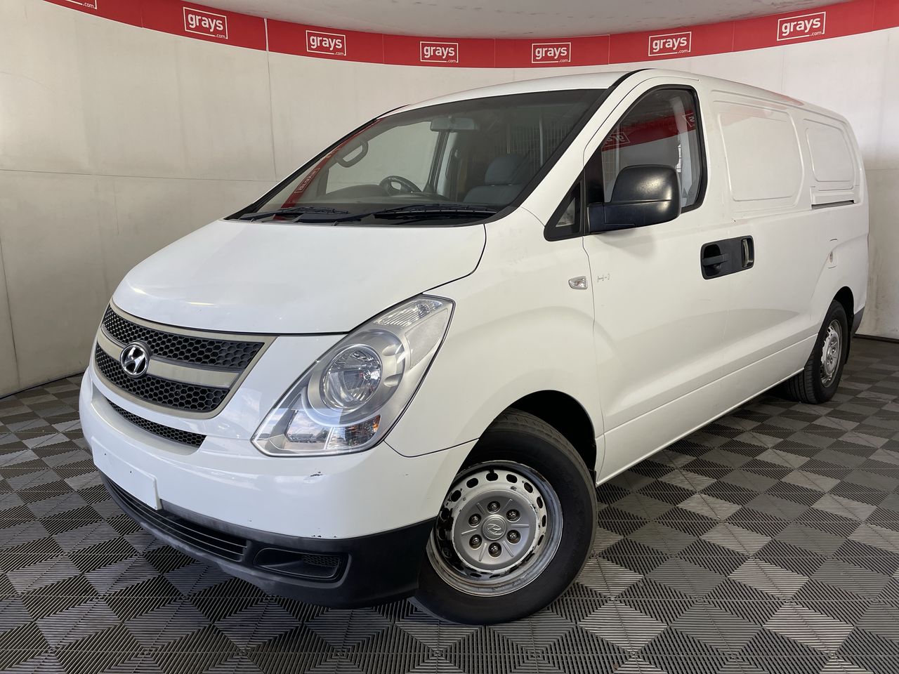2011 Hyundai iLOAD TQ Turbo Diesel Automatic Van Auction (0001-10334130 ...