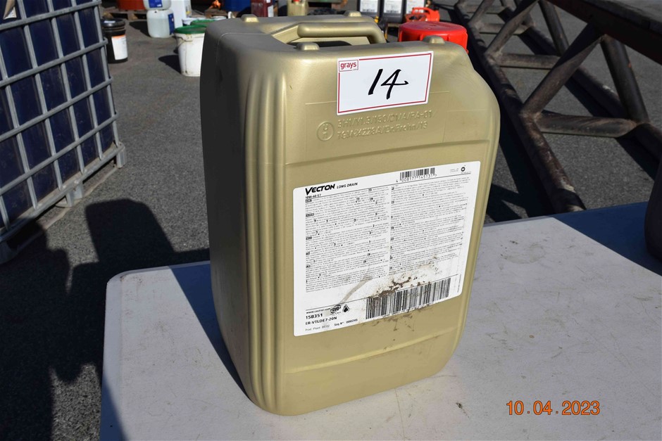 (Bid Price Per Each) 20L Drums of Castrol Vecton Diesel Engine Oil ...