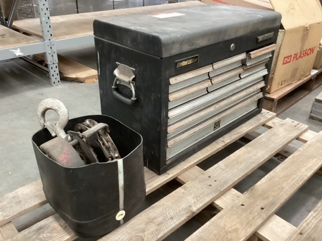 Toolbox with Assorted Tools & Chain Block Auction (0055-9048057 ...
