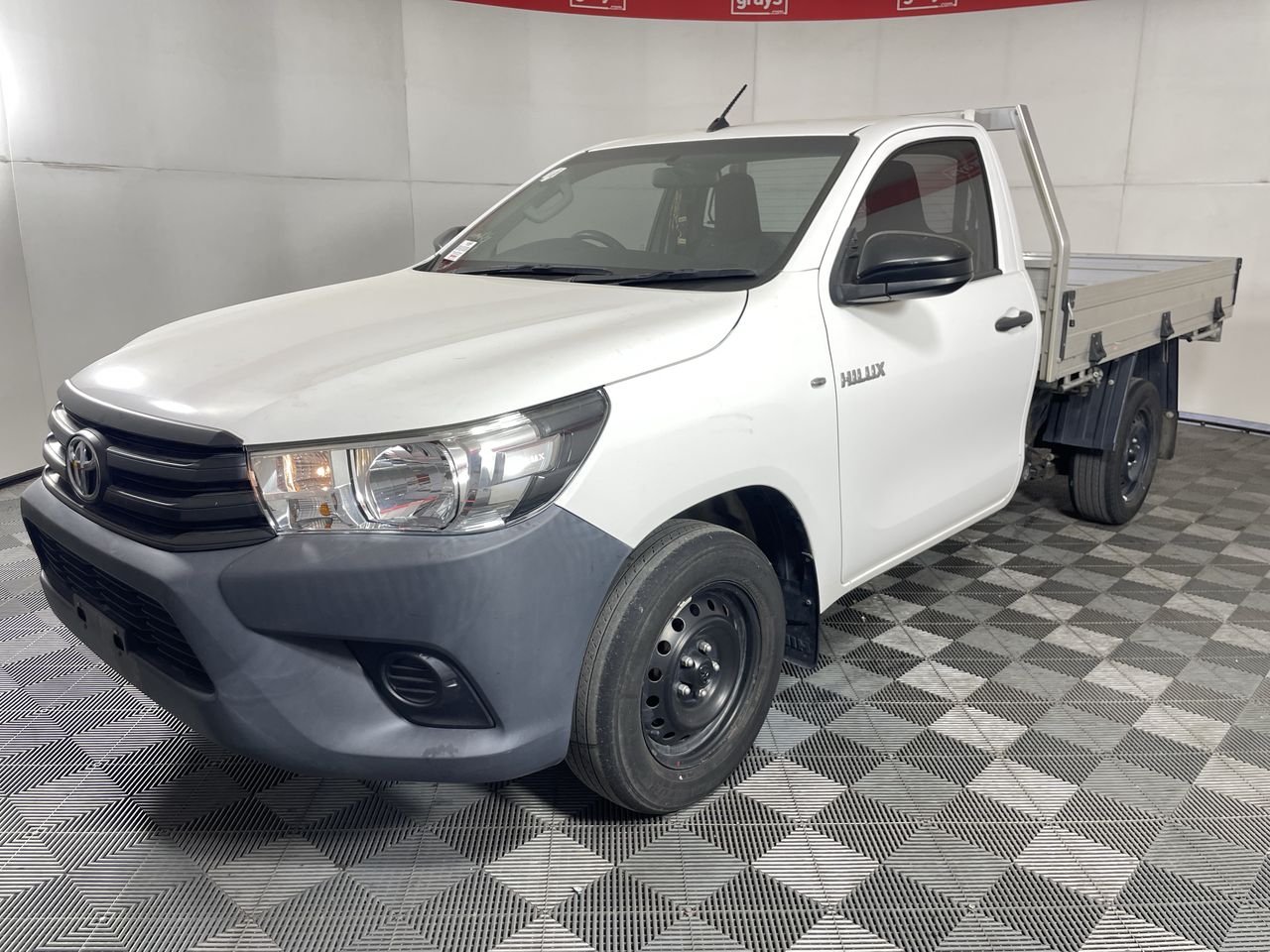 2016 Toyota Hilux 4X2 WORKMATE GUN122R Turbo Diesel Manual Cab Chassis ...