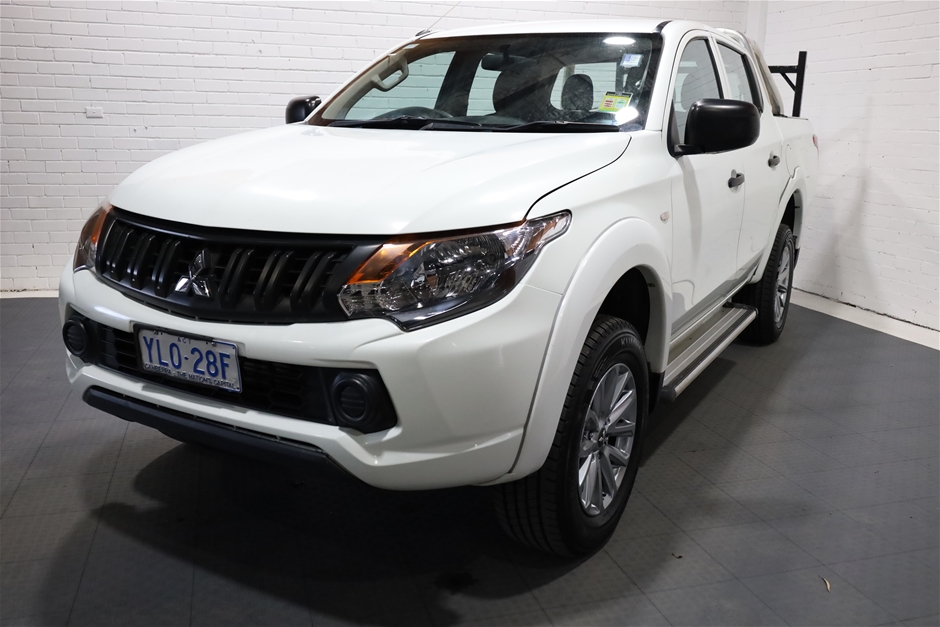 2016 Mitsubishi Triton 4X4 GLX MQ Turbo Diesel Automatic Dual Cab ...