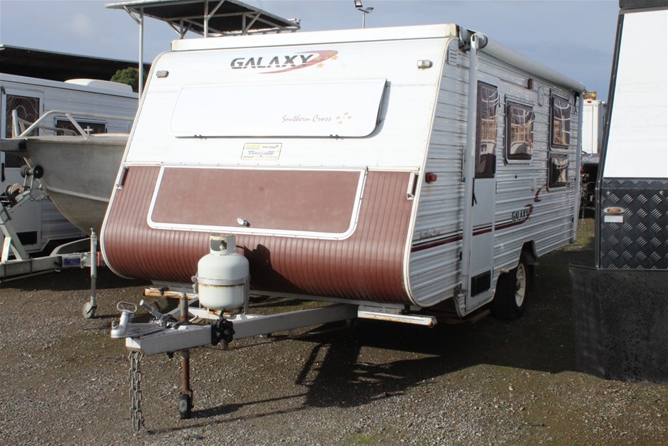 2001 Galaxy Southern cross Caravan Auction (0001-20079262) | Grays ...