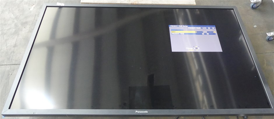 Panasonic TH-80LF50W 80-inch Full-HD Professional LED LCD Display ...