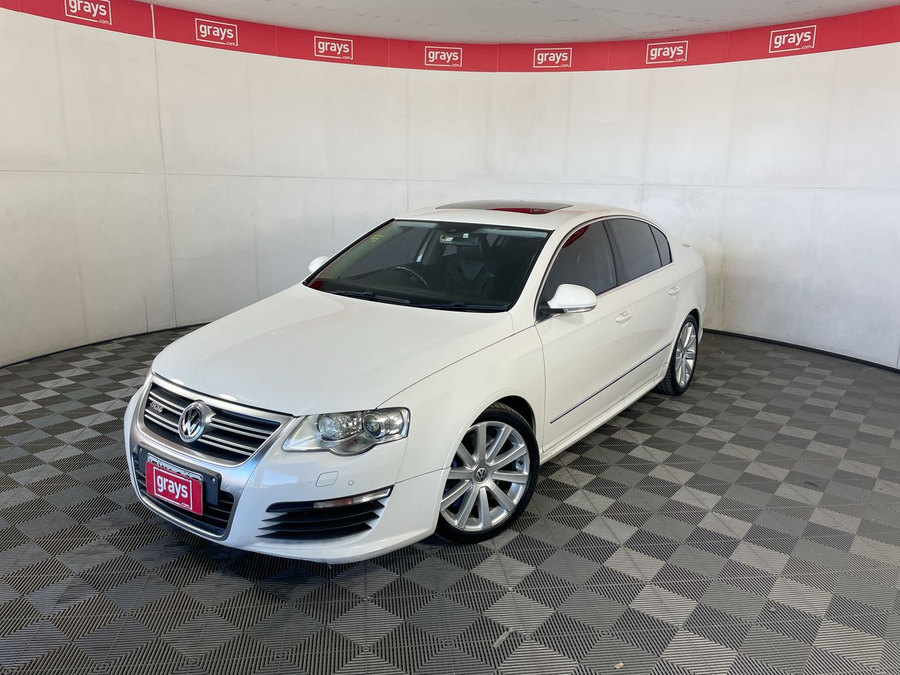 2008 Volkswagen Passat R36 3C Automatic Sedan Auction (0001-10333142 ...