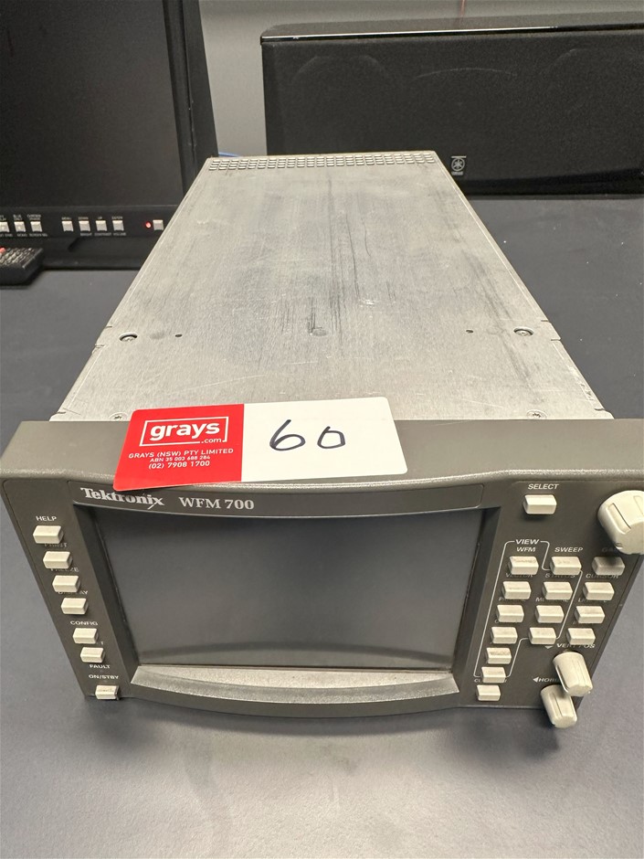 TEKTRONIX WFM-700 Multi Format Waveform Monitor Auction (0060-5052744 ...