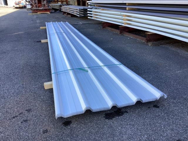25x 6m Pack of Roof Sheeting (Colour: Vivonne/Shadow Grey) Auction ...