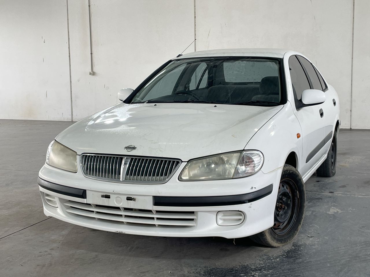 2001 Nissan Pulsar LX N16 Manual Sedan Auction (0001-21000116) | Grays ...