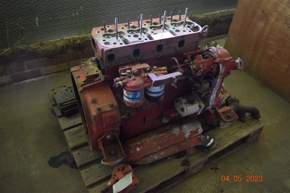 Iveco 4 Cylinder Diesel Engine Block Auction (0076-9041388) | Grays ...
