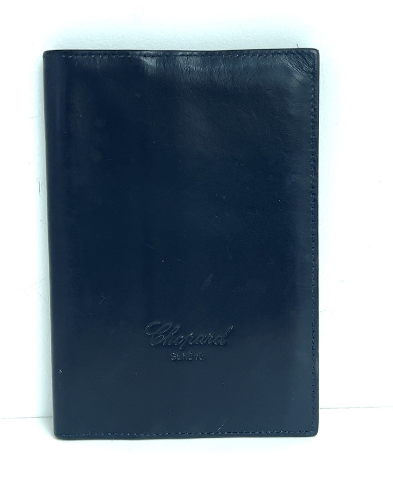 Chopard Geneve Black Leather Bi Fold Wallet Auction (0004-2552406 ...