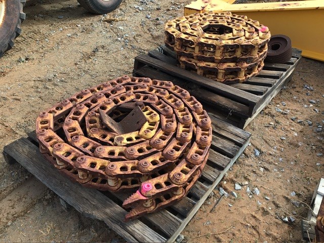 2 x Pallets of Berco CR6333A Undercarriage Track Chains Auction (0017 ...