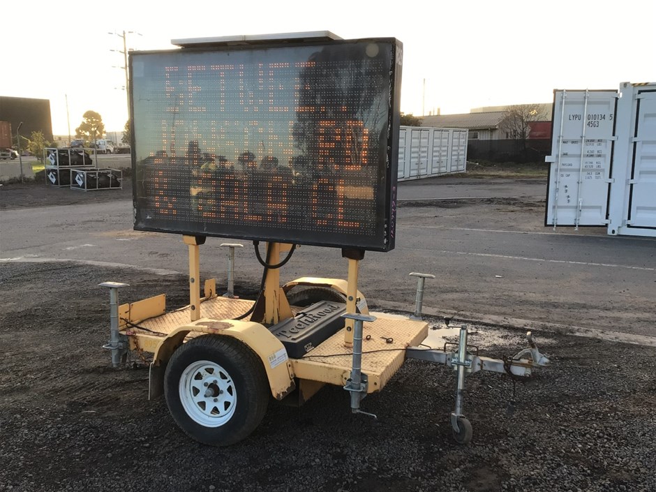 Mobile VMS Board Auction (0129-3025683) | Grays Australia