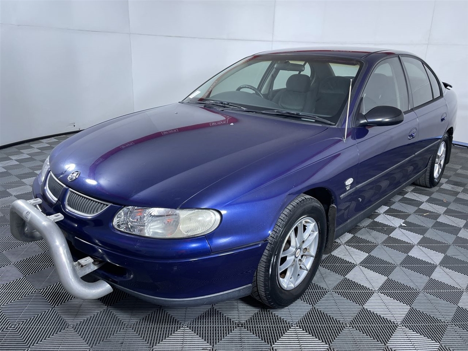 2000 Holden Commodore Executive VT Automatic Sedan Auction (0001 ...