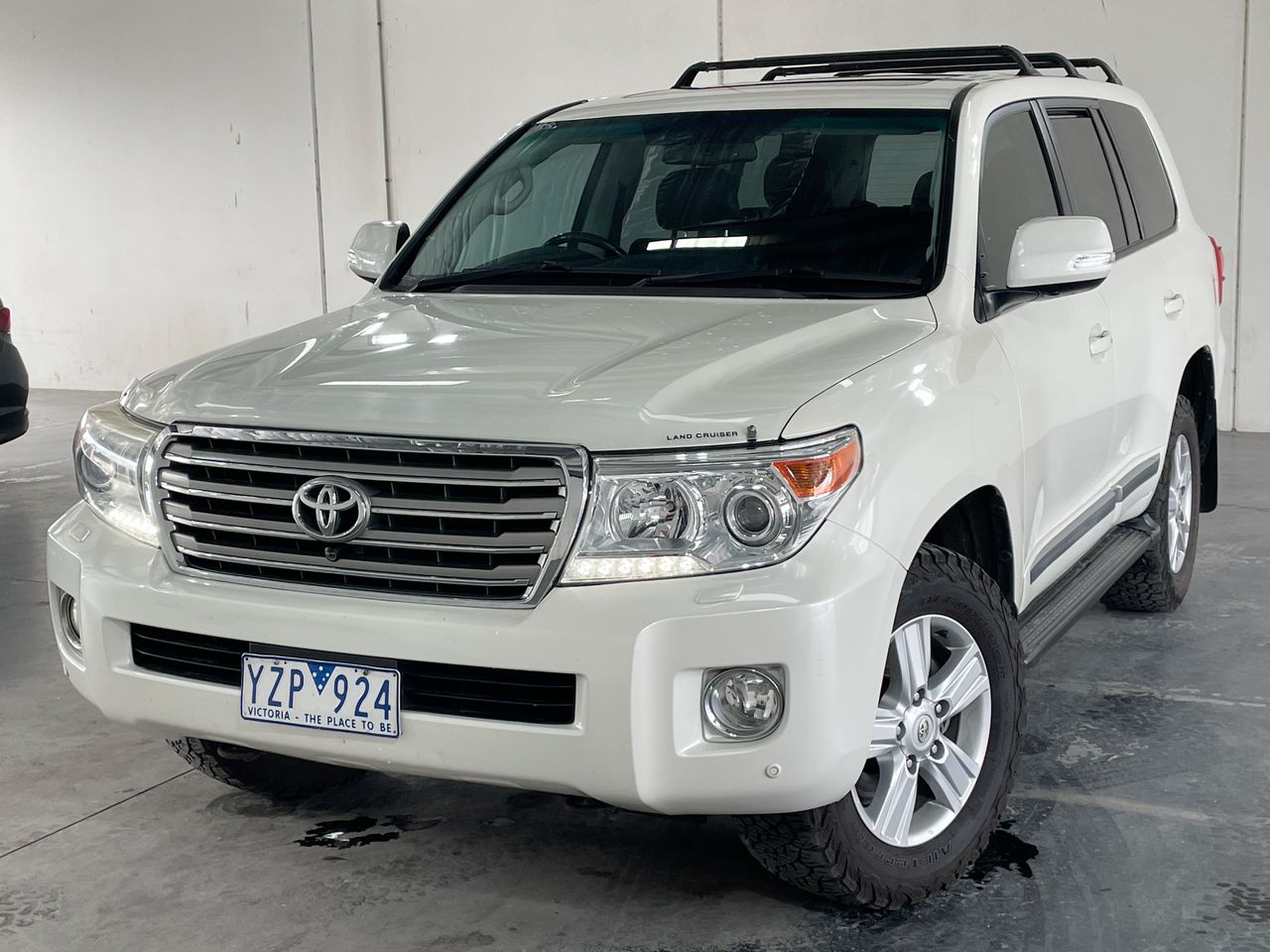2012 Toyota Landcruiser SAHARA VDJ200R Turbo Diesel Automatic Wagon ...