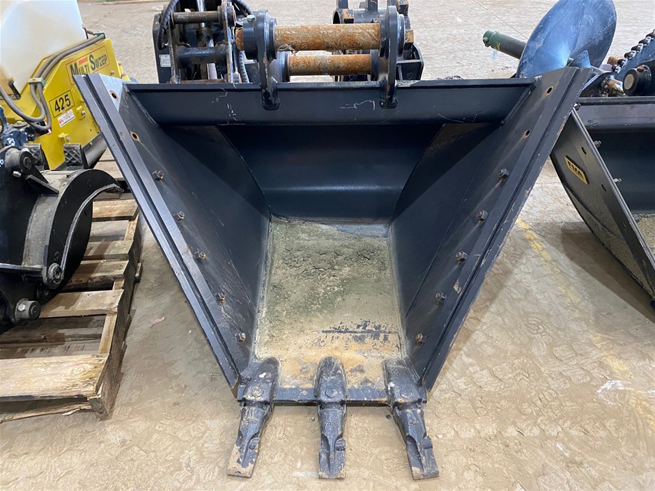 2022 20T 600mm Trapezoidal Bucket Auction (0032-3025902) | Grays Australia