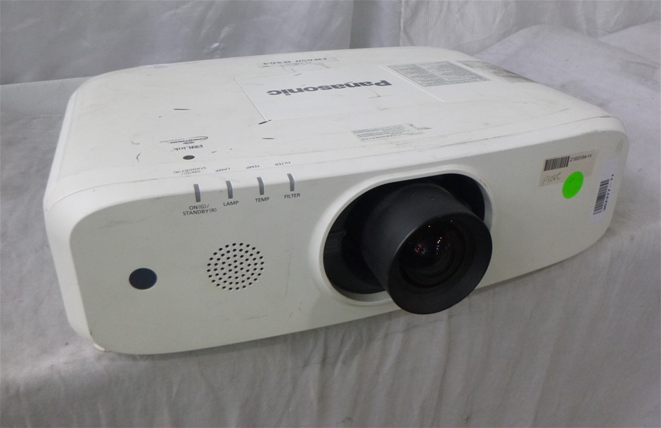 2016 Panasonic PT-EW650 WXGA LCD Projector Auction (0011-2553198 ...