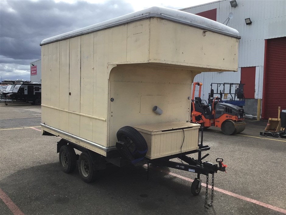 Unreserved 2021 Allen Box Tandem Box Trailer