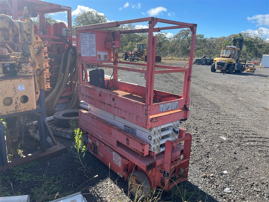 2004 Snorkel S1930 Scissor Lift Auction (0002-7047433) | Grays Australia