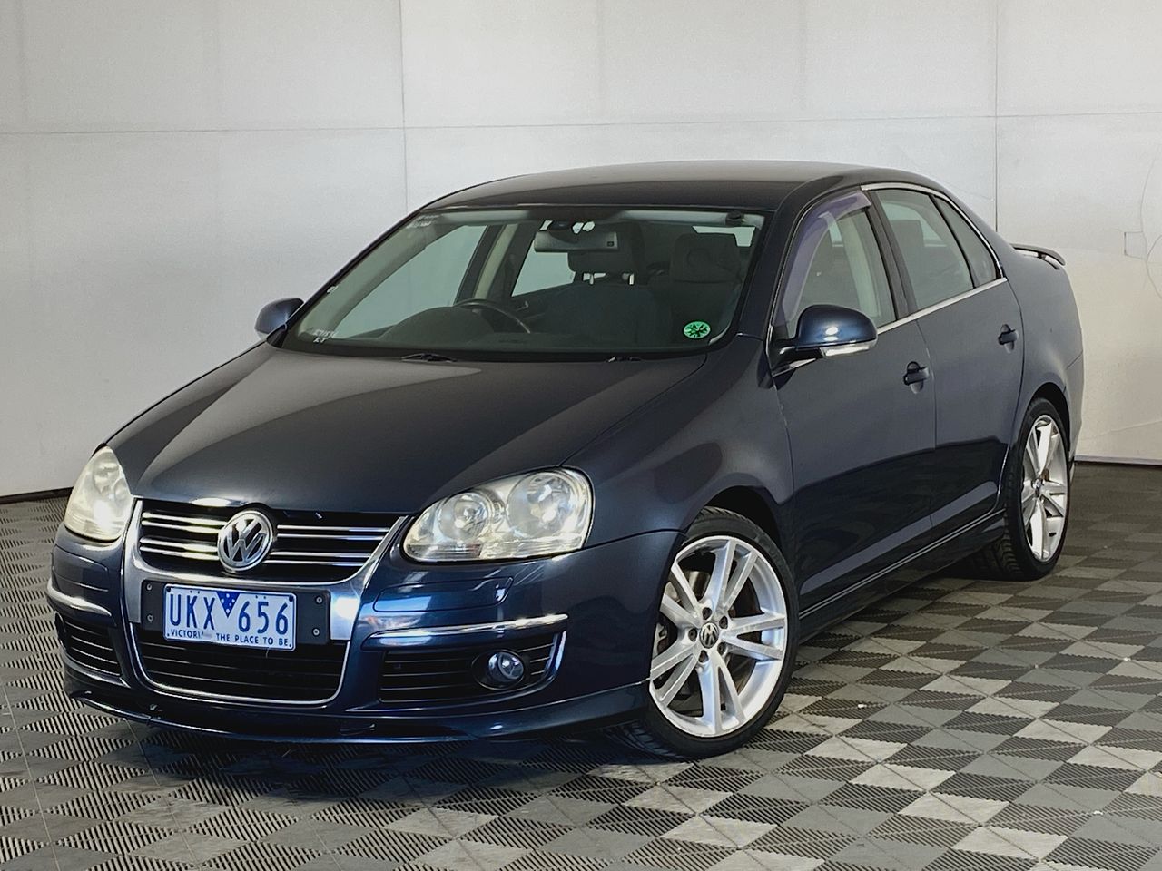 2006 Volkswagen Jetta 2.0 Turbo FSI 1KM Automatic Sedan Auction (0001 ...